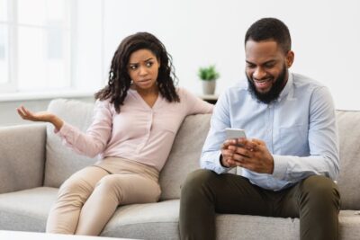 How Social Media Affects Relationships in Modern Times